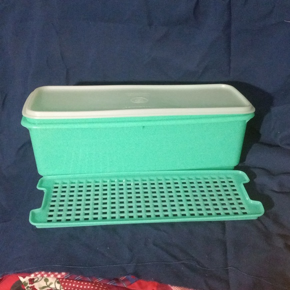 Tupperware | Kitchen | Vintage Tupperware Bread Keeper Seafoam Green ...
